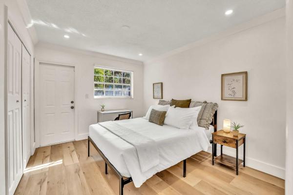 Beautiful 2 Br Apartment - Bright And Spacious - Plantation