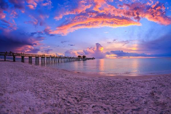 Beach Bliss Haven Steps To Vanderbilt Hot Tub - Bonita Springs, FL