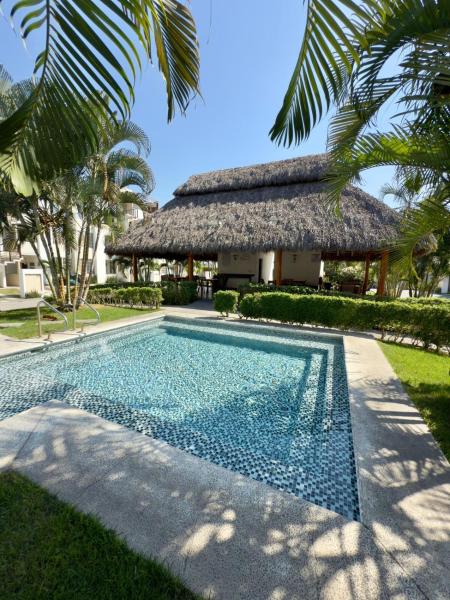 Apartment With A Pool In Manzanillo, 5 Minutes From The Beach - Manzanillo