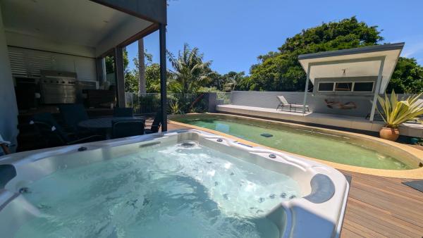 Phoenix Oasis, Family And Pet Friendly, With Private Pool And Spa - Port Macquarie