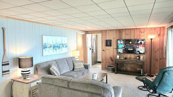 Miltons Cottage Lantz - Berlin Lake, OH