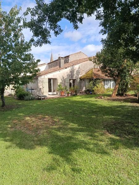 Maison De Village De Plain Pied Sur Jardin Arboré - Lot-et-Garonne