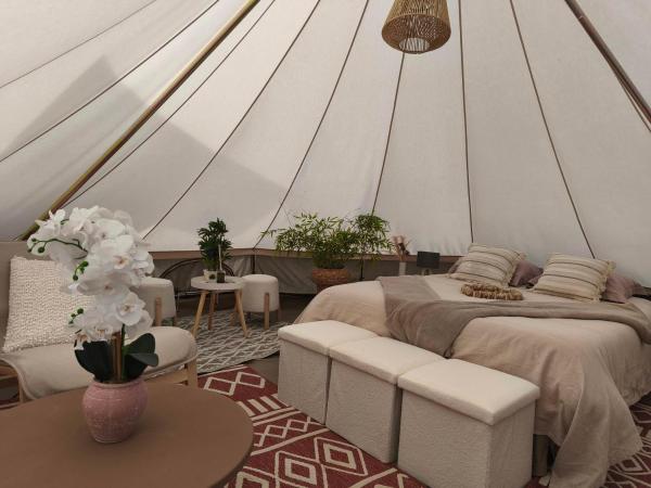 Lodge Romantique "La Clé Des Songes" Et Son Jacuzzi Privatif - Allier