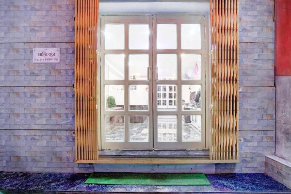 Hotel O Shiv Balaji Guest House - Varanasi