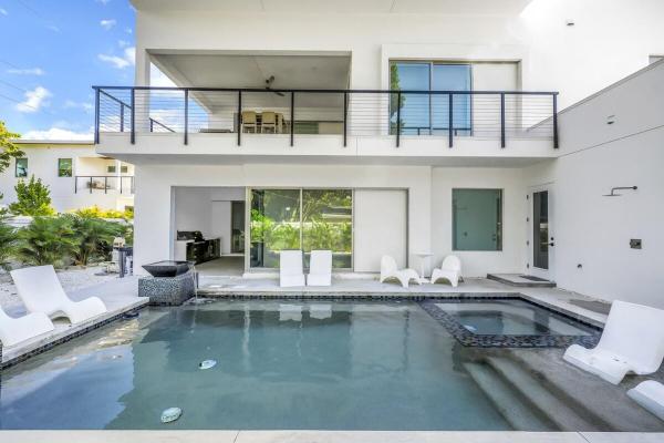 Temple Of Time - Sarasota, FL