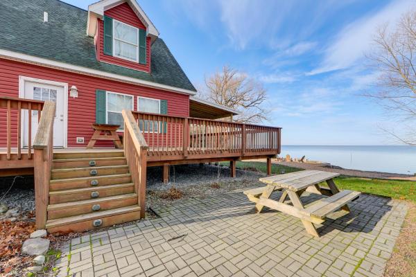 Spacious Family Winter Retreat On Oneida Lake! - State of New York