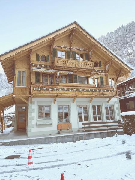 Lauterbrunnen Beautiful Staubbach Apartment In A Charming Chalet - Lauterbrunnen