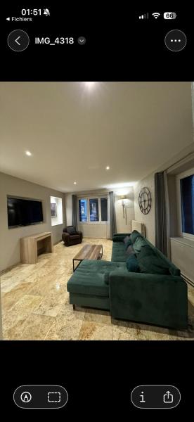 Maison Ou Chambres A Louer Place De L'esplan - Drôme