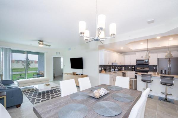 4721-101fg Storey Lake, Condo 3/2 Garden View - Orlando, FL