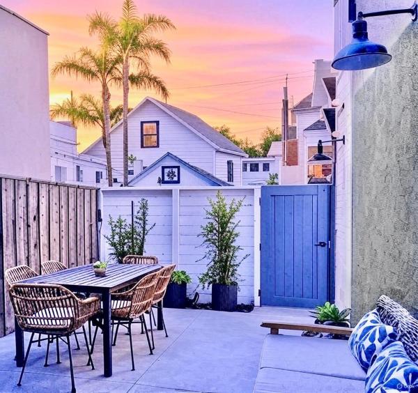 2br Steps To Ocean - Firepit & Ac - Walk To Dining - Newport Beach