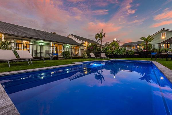 Ash Grove Boutique Motel - Russell