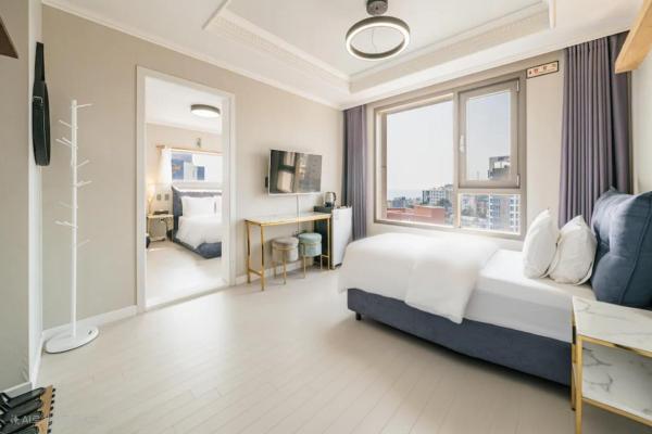 Cornerstone Hotel - Jeju-do