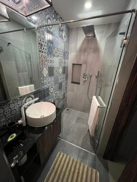 Palmyrah Surin Beach Residence - Phuket