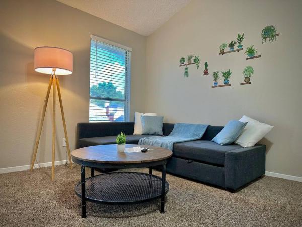 Kingbed A Plus Location Aplus For Workers Longstaydiscounts - Lake Texoma