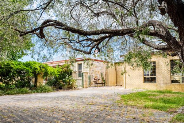 The Early Camilleri Residence - Busselton