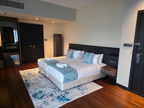 Golden Palm Tree Suite, Sepang, Malaysia - Bagan Lalang