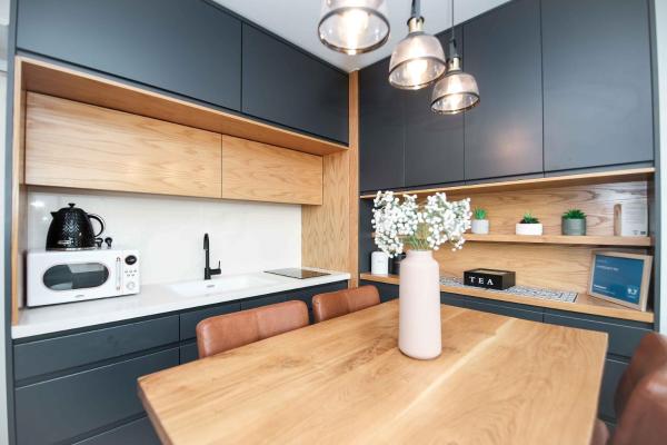 מול הים בקיסריה1 - Israël