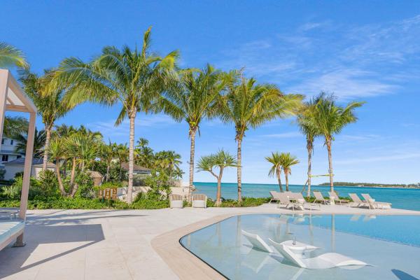 Beachfront 3 Bedroom Luxury Residence - Nassau