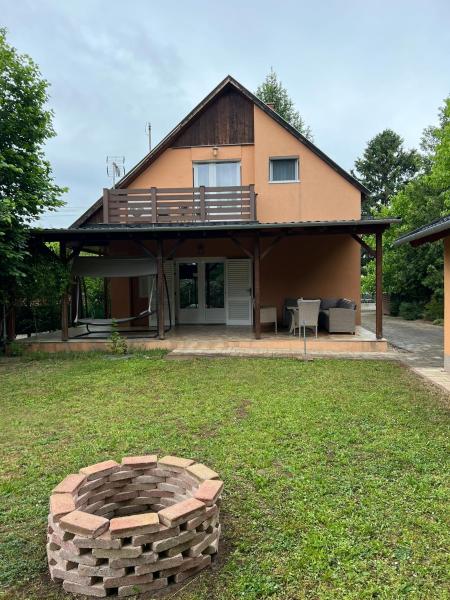 Izabella Vendégház - Balatonszárszó