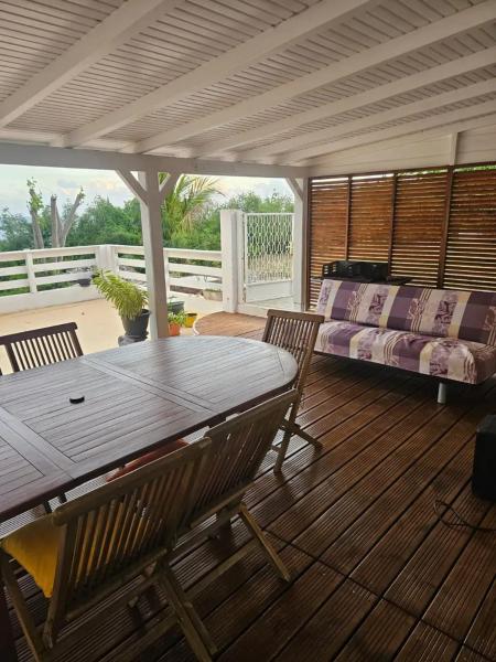 Appartement Spacieux Avec Vue Sur Mer à Sainte-anne - Guadeloupe
