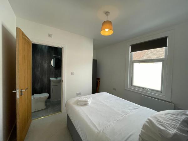 2 Rooms With Private En-suite City Centre Ts1 - Hartlepool