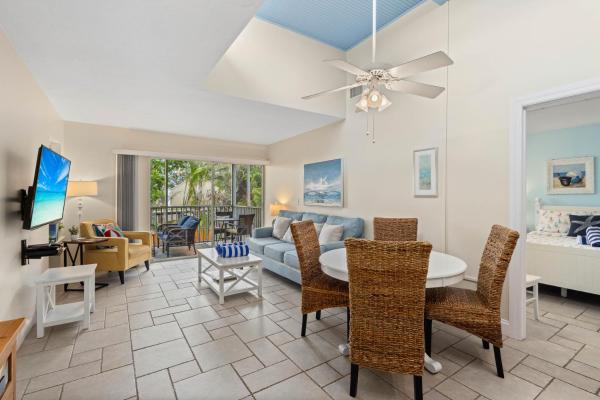 Beach Castle Resort #22 - Longboat Key, FL