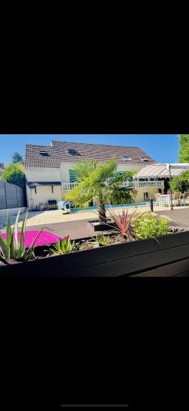 Appartement Indépendant 2chambres Dans Maison - Cergy