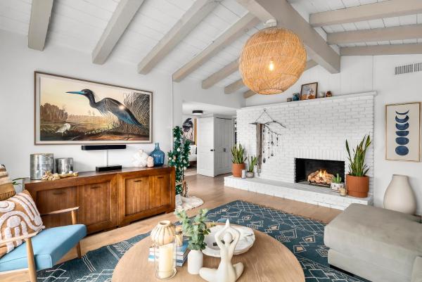 The Wild Blue House - Hot Tub & Close To Joshua Tree & Pioneertown - Yucca Valley, CA