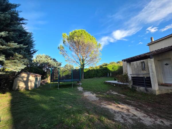 Maison à Aix-en-provence Avec Grand Jardin - Éguilles
