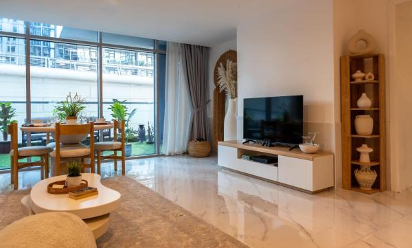 Marina View 2bhk Spacious Apartment In A Prime Location - Dubai