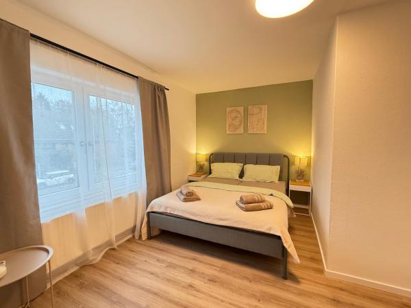 100qm-3 Room-free Privat Parking-wifi-sn Apartment - Isernhagen