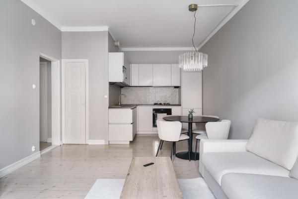Beautiful And Minimalist City Apartment Next To Metro - Helsinki