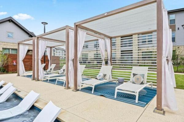 Modern A Plus Location Workerfriendly Pool Gym Kingbed - Lake Texoma