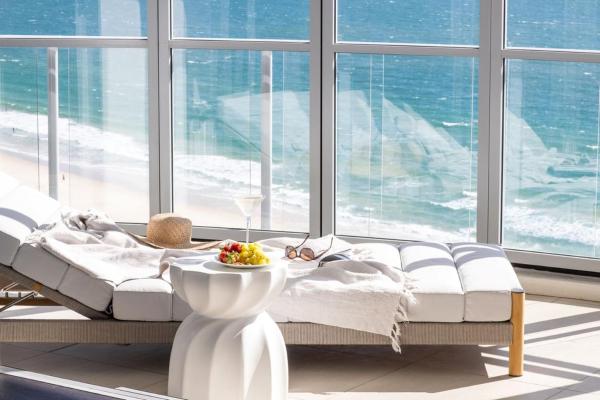 Reflections 1705 - Coolangatta