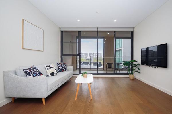 Spacious 2br Apt In Zetland Near Station - Surry Hills
