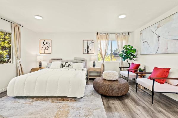 Near Dtla Gem Stylish Private Suite W King Bed - Pasadena, CA