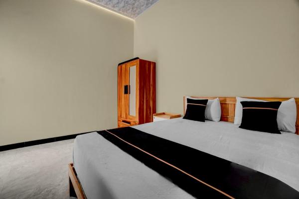 Oyo 94924 Cidu Homestay Syariah - Mojokerto