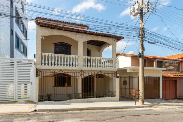 Casa 6 Quartos Em Contagem - ÓTima Para Grandes Grupos - Contagem