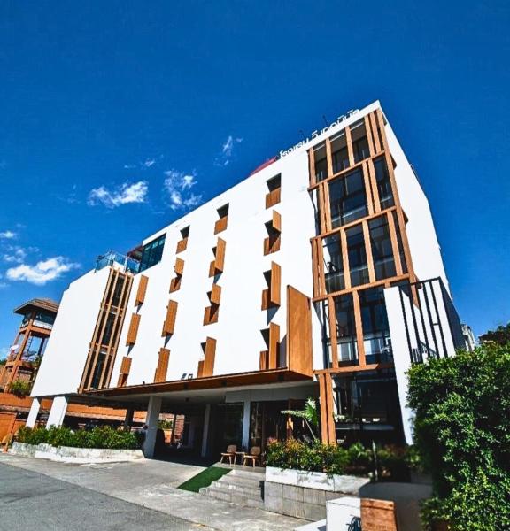 We Terminal Hotel - Chiang Mai