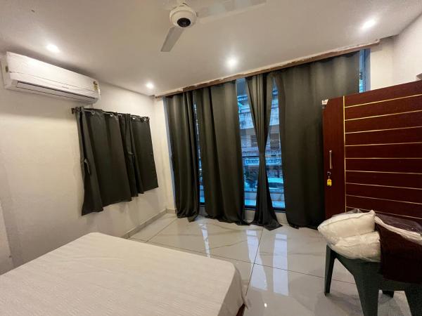 Hotel Svr Grand - Puttaparthi