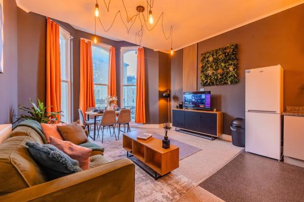 Seaview 3 Bedrooms High Ceiling Flat Sleep 8 Guests - East Sussex