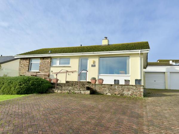 Gwel Teg, 30 Egerton Road - Padstow