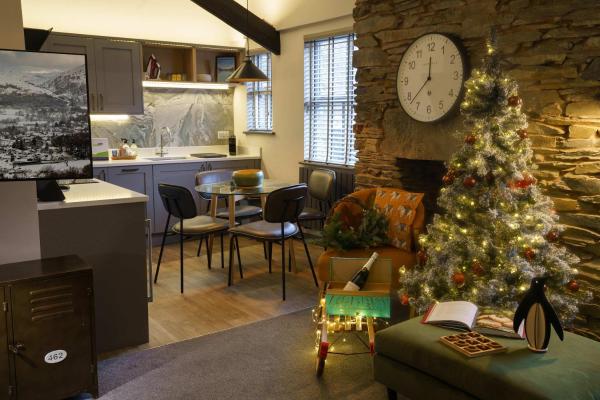 Spacious - Contemporary 2br Apartment - Central Ambleside - Parking - Ambleside