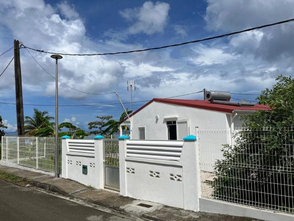 Charmante Maison Avec Vue Sur Mer - Plage à 1mn à Pieds - Marie-Galante