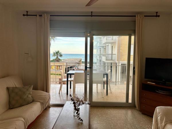 Large Apartment With Sea Views - El Perelló