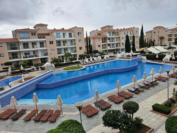 Elysia Park Bova - Paphos