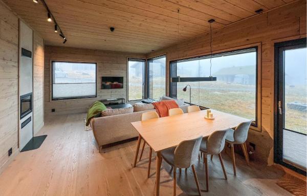 Amazing Apartment In ØYer With Wifi - Noruega