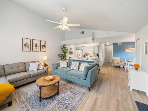 5005 Laguna Bay Cir 18 - Kissimmee, FL