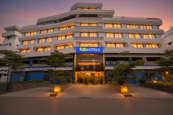 Hotel Brook View - Surat