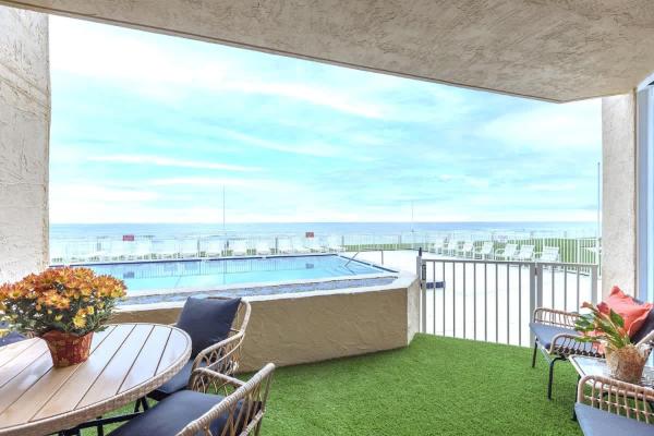 Gorgeous Ocean Front Condo Near Flagler Ave - 421 - New Smyrna Beach, FL